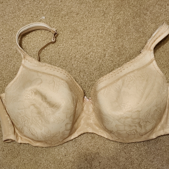 Cacique | Intimates & Sleepwear | Cacique Cream Floral Lace Bra | Poshmark